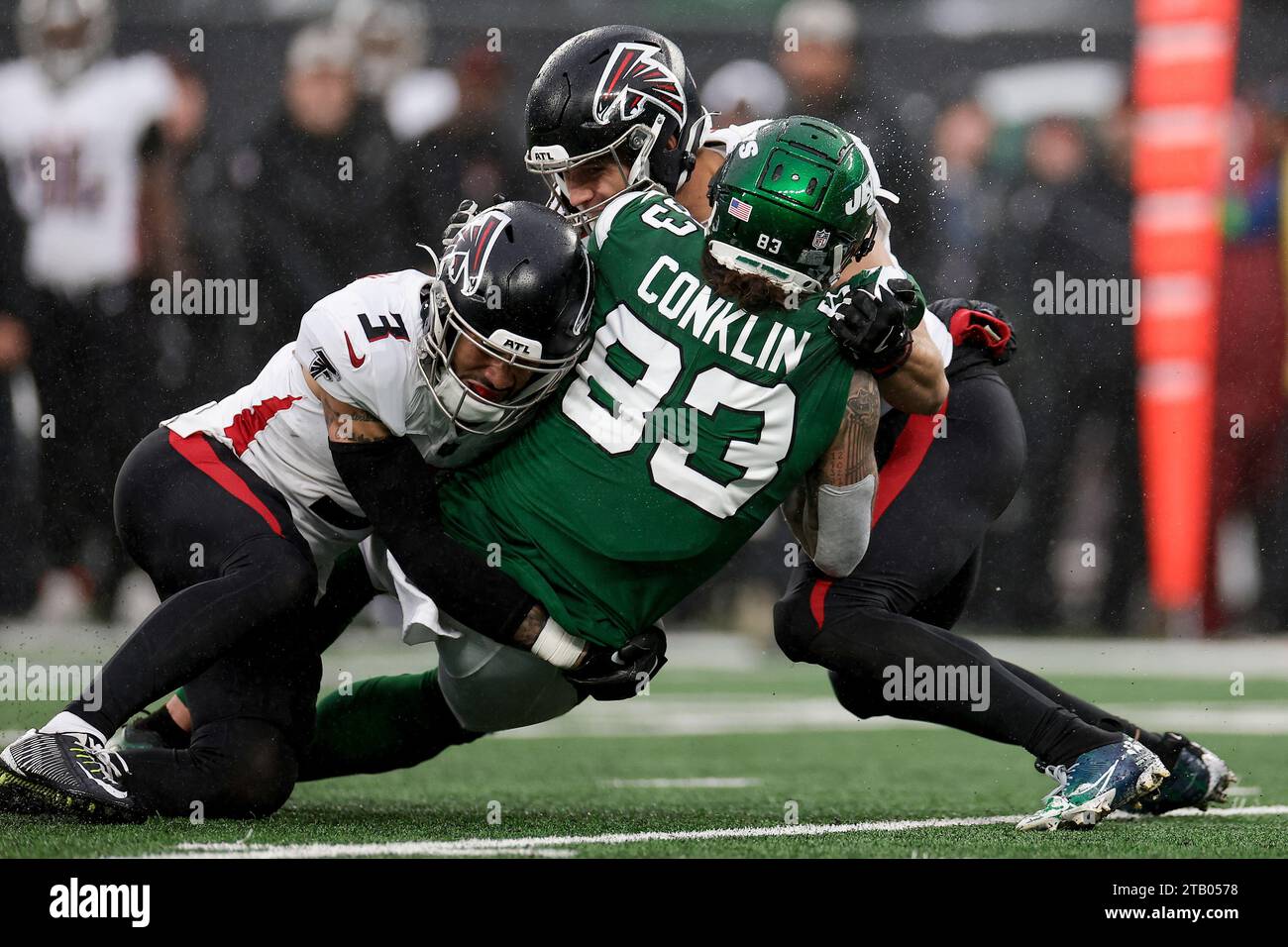 Atlanta Falcons safety Jessie Bates III (3) and linebacker Kaden Elliss ...