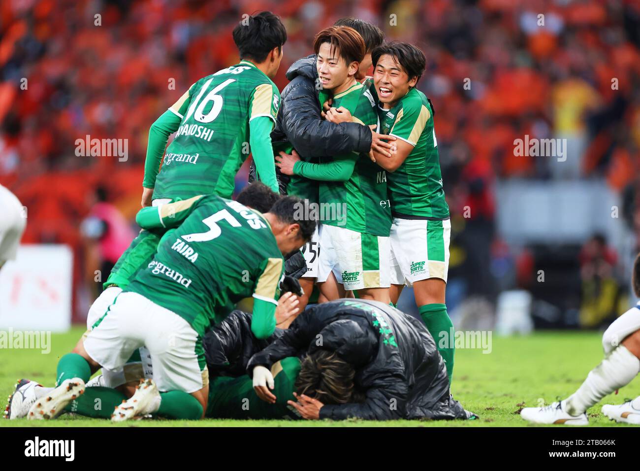 Tokyo, Japan. 2nd Dec, 2023. Tokyo Verdy team group Football/Soccer ...