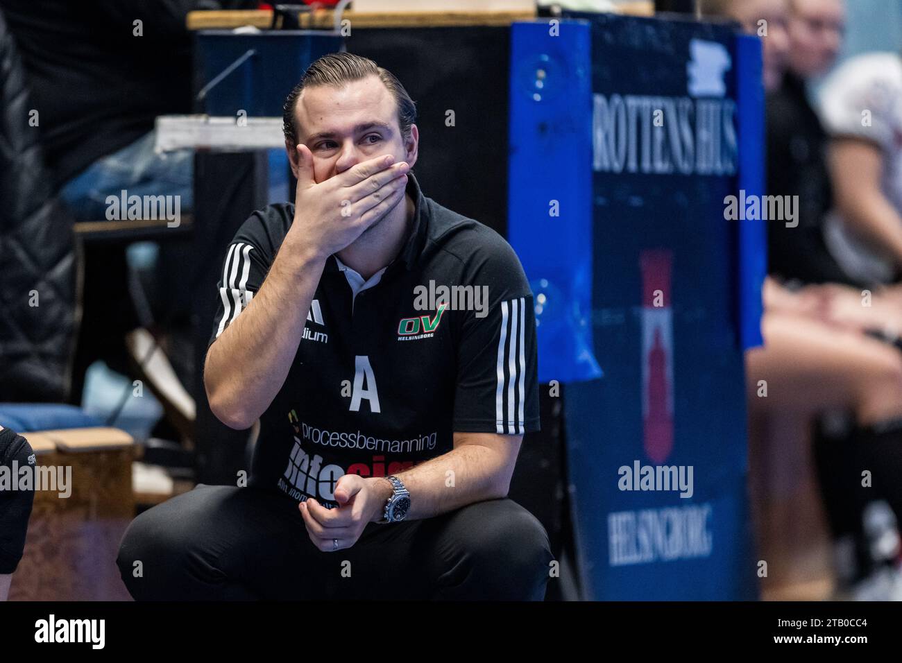 Helsingborg, Sverige. 03rd Dec, 2023. 231203 OV Helsingborgs tränare ...