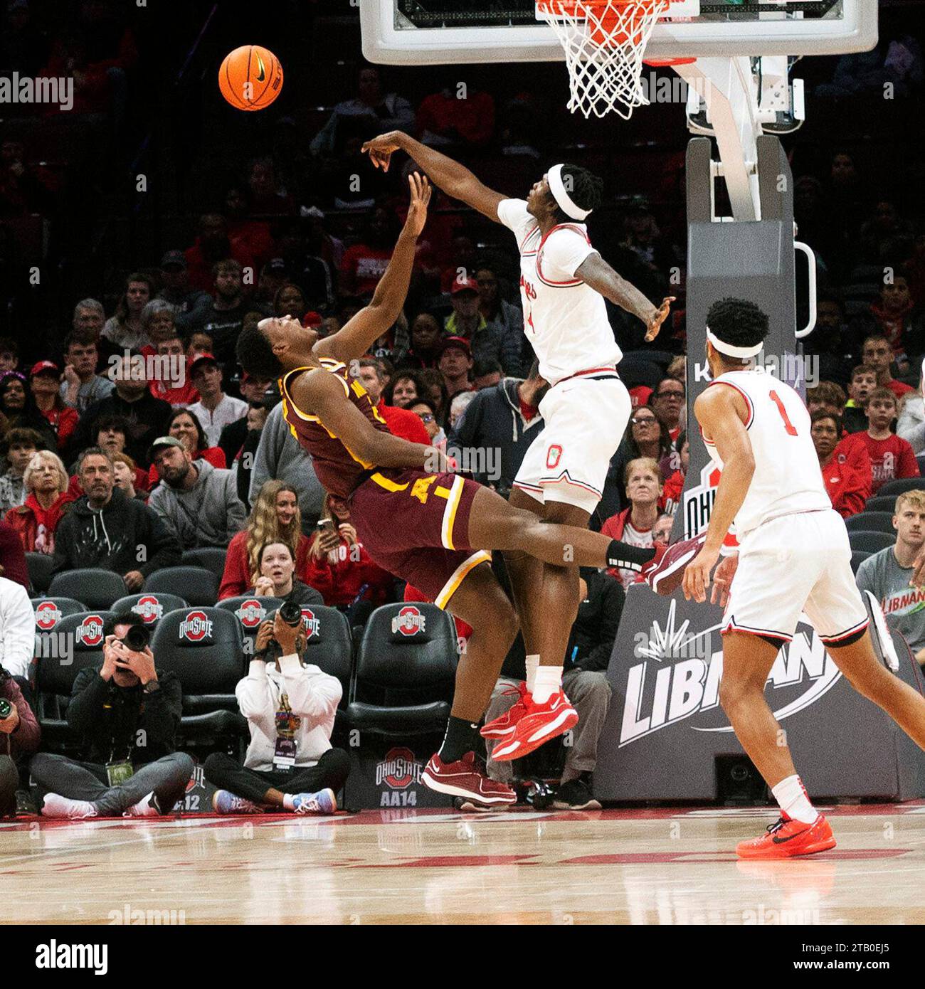 Columbus, Ohio, USA. 3rd Dec, 2023. Ohio State Buckeyes center Felix ...