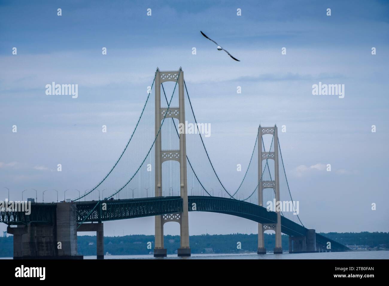The Mackinac Bridge connects Michigan's upper and lower peninsulas ...