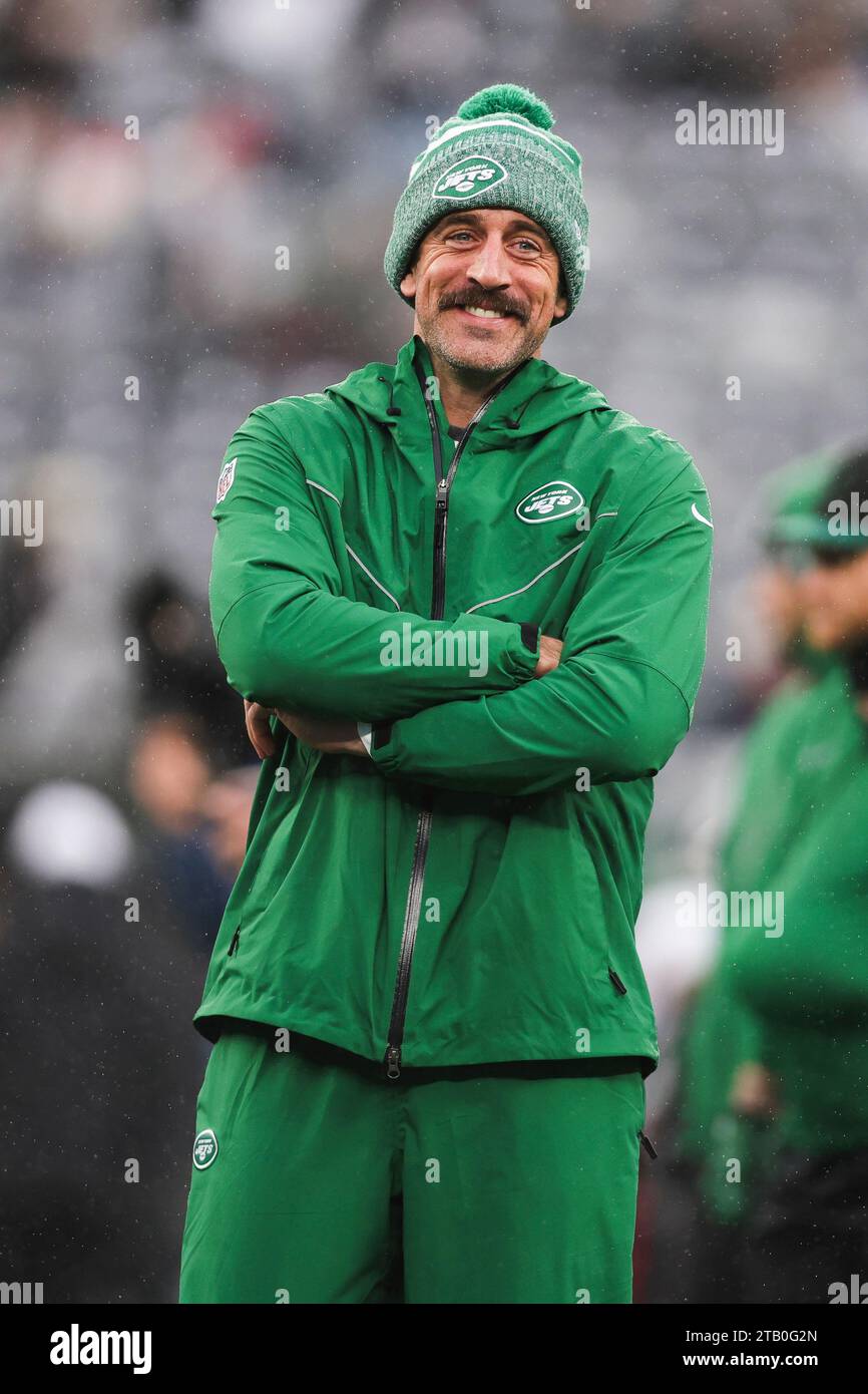 East Rutherford, New Jersey, USA. 3rd Dec, 2023. AARON RODGERS shares a ...