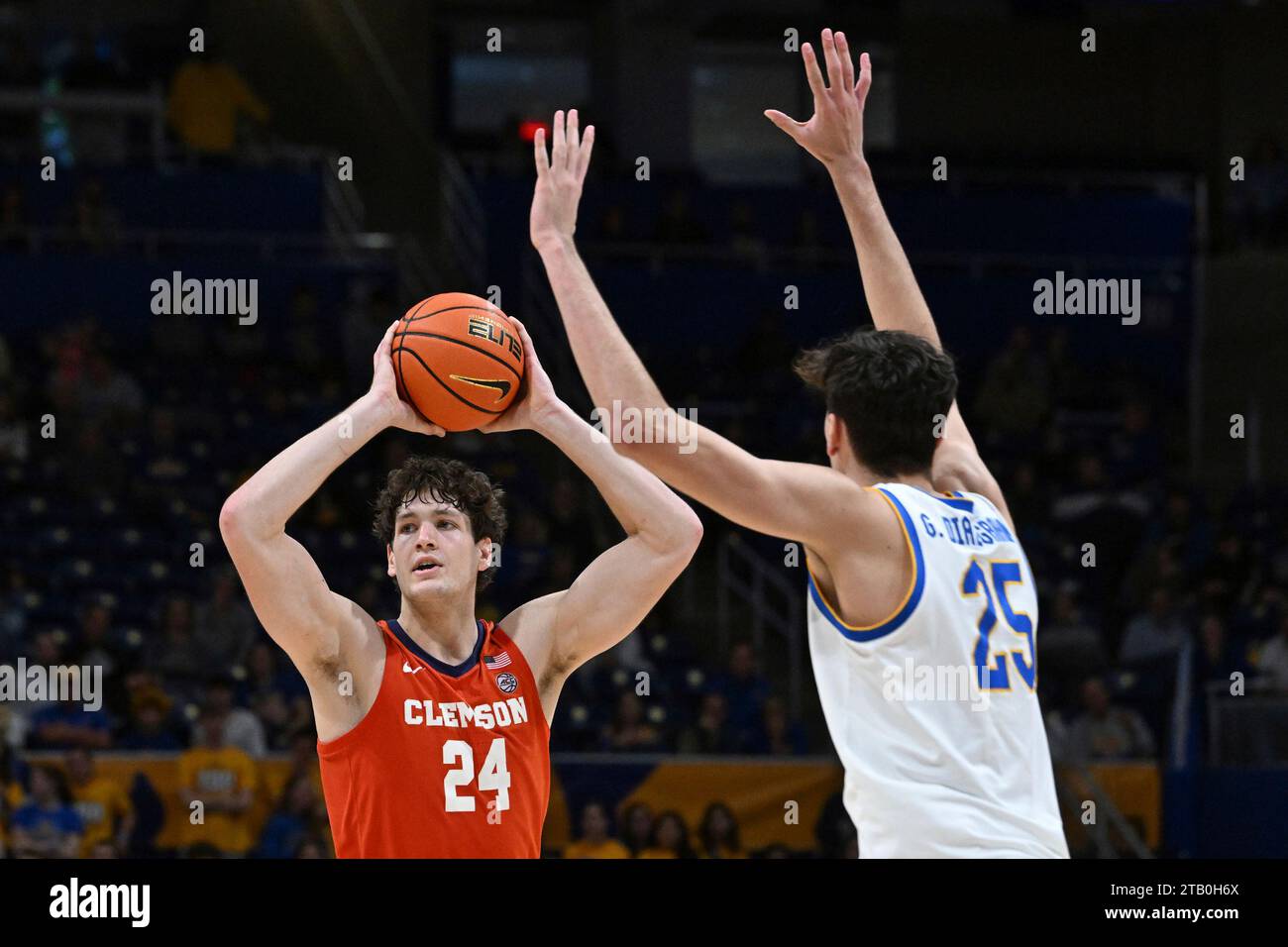 Clemson center PJ Hall (24) looks to pass against Pittsburgh forward ...