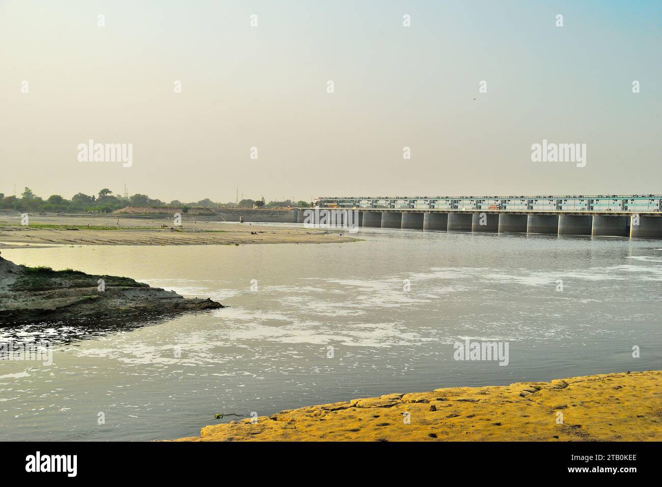 Bank of the river yamuna mathura hi-res stock photography and images ...