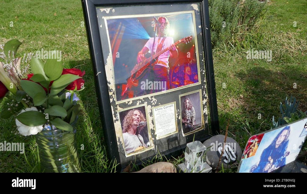 Los Angeles, California USA 3rd December 2023 Musician/Singer Chris Cornell Grave in Garden of ...