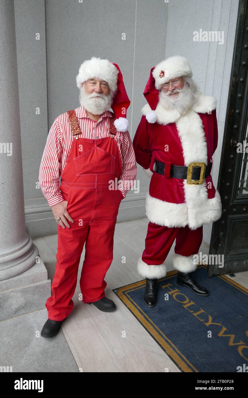 Los Angeles, California USA 3rd December 2023 Memorial & Inurnment ...