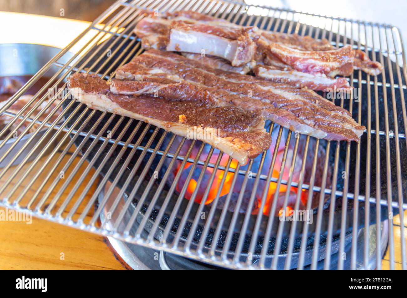 Juicy meat cooked over fire hi-res stock photography and images - Alamy