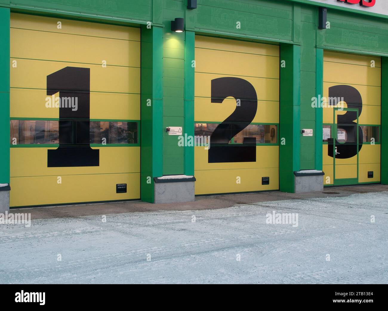 Service entrances hi-res stock photography and images - Alamy