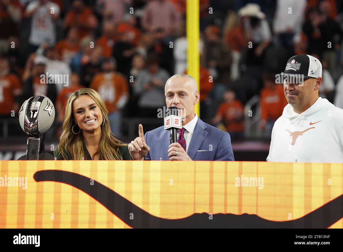 Molly mcgrath hi-res stock photography and images - Alamy