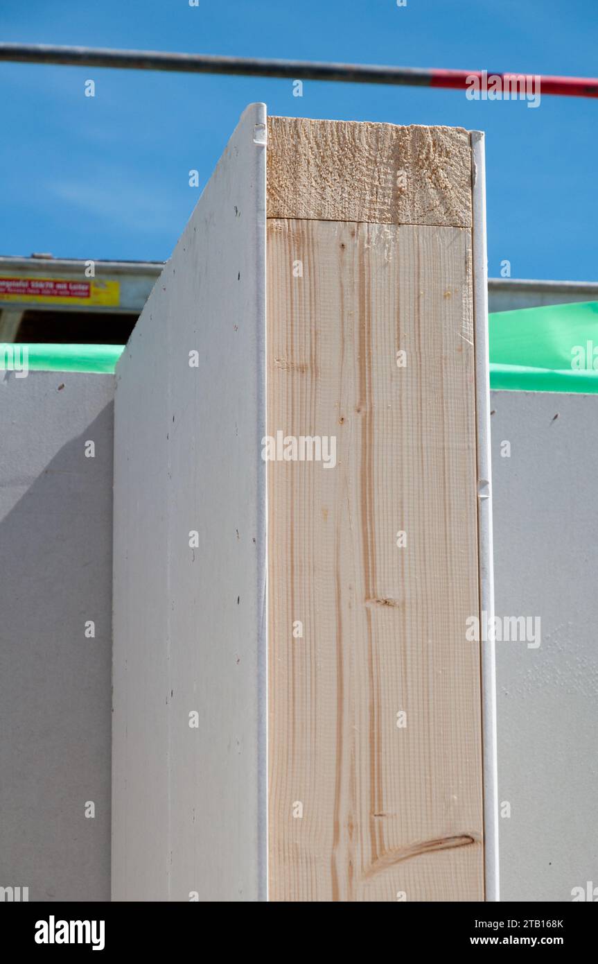 A white building wall with a wooden plank. Civil Engineering Stock ...