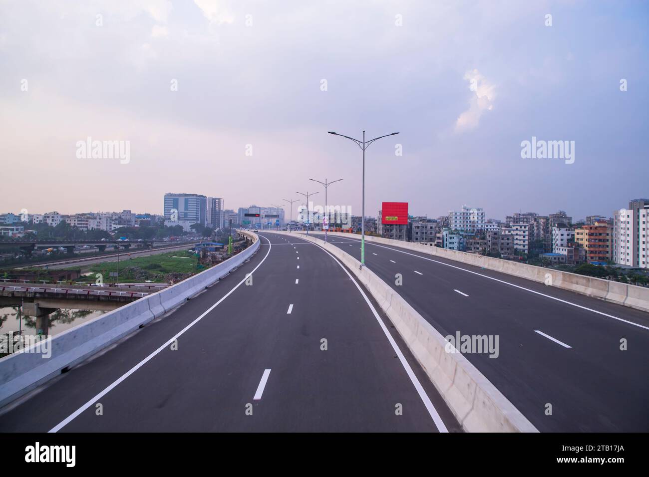 Dhaka elevated expressway hi-res stock photography and images - Alamy