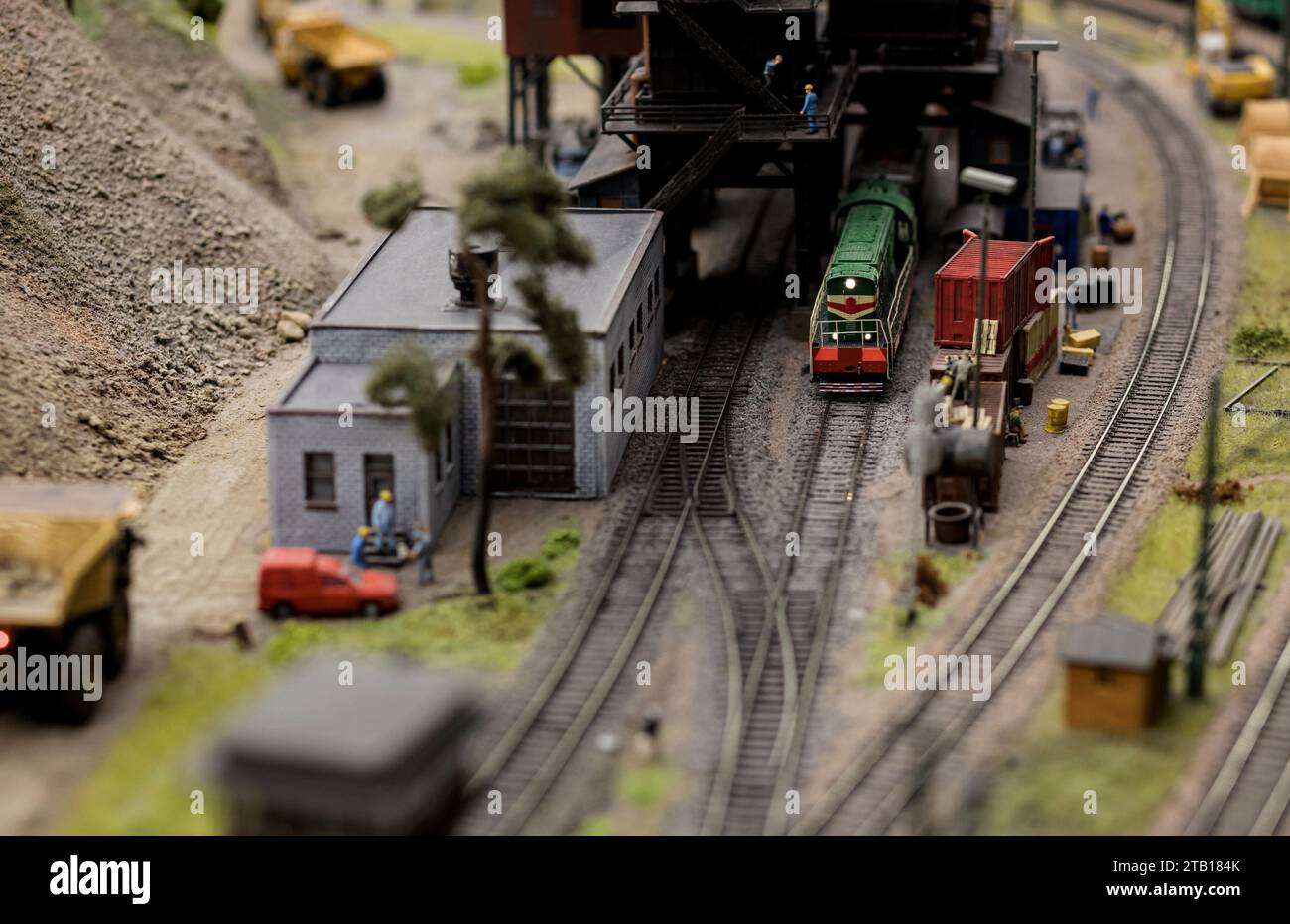 Toy railway hi-res stock photography and images - Alamy