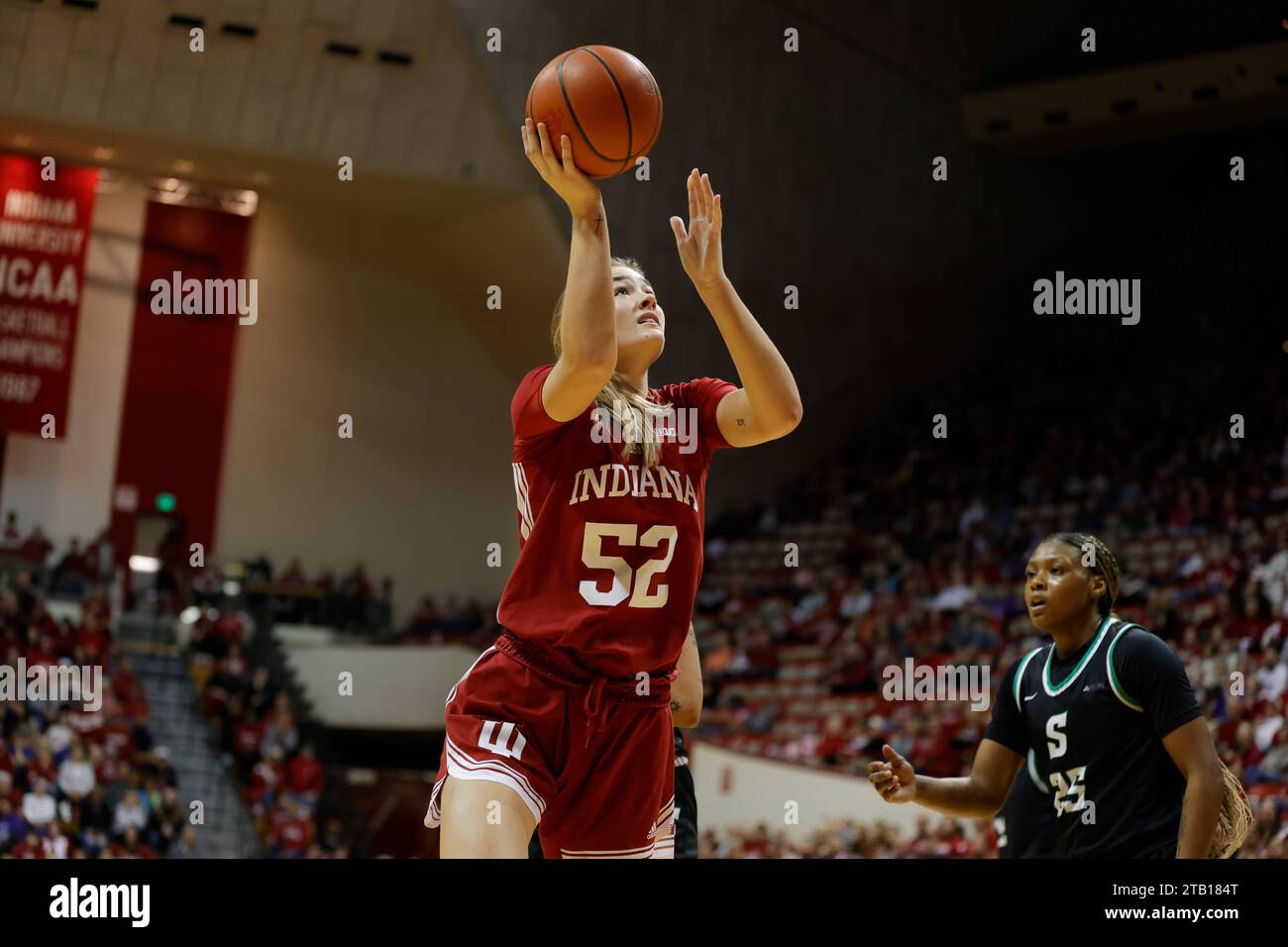 72 34 hi-res stock photography and images - Alamy