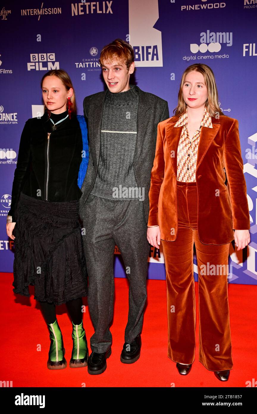 London, UK. 3rd December 2023. Guest, Elizabeth Woodward, Reuben Hamlyn ...