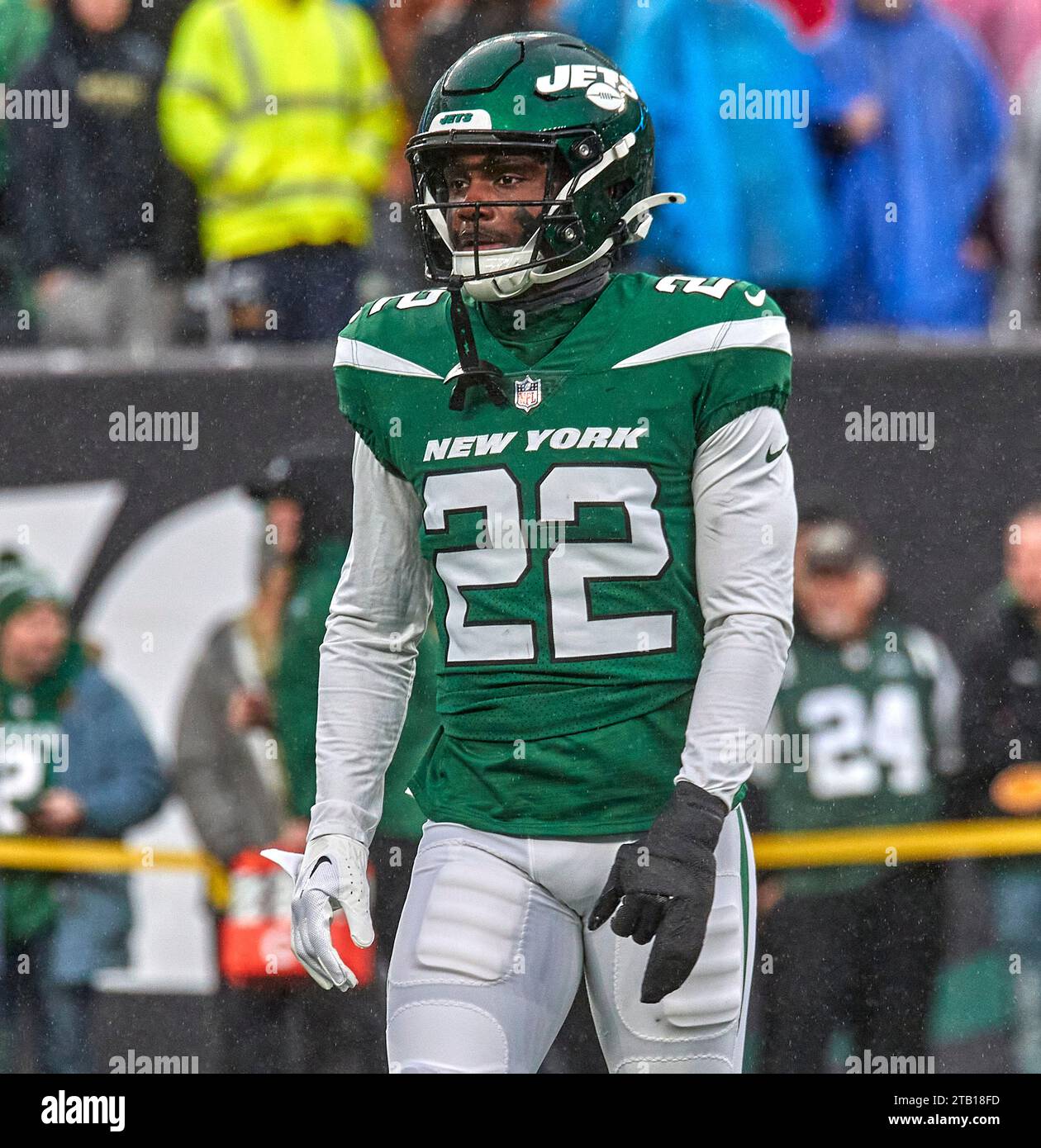 New York Jets safety Tony Adams (22) during warm up prior to a NFL game ...