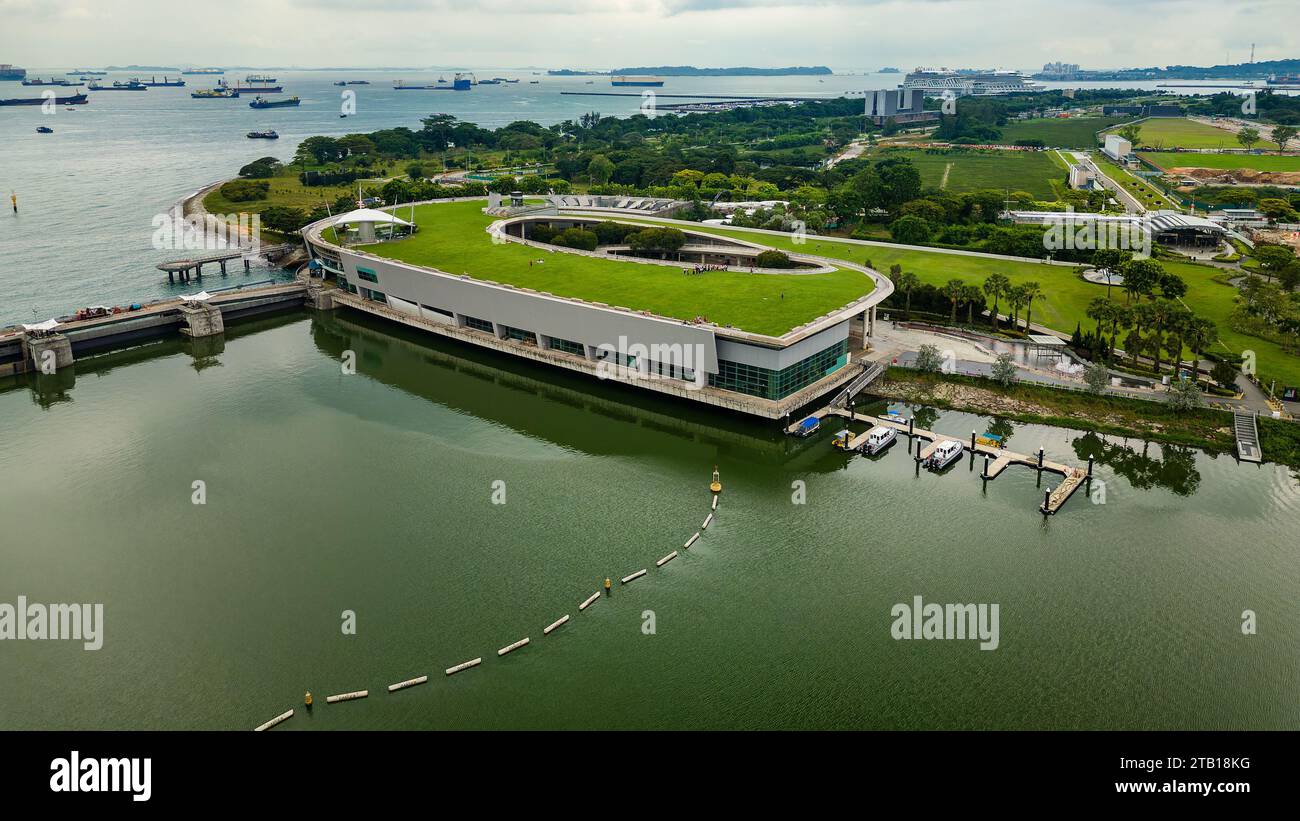Aerial view of the Marina Barrage and large amounts of international ...