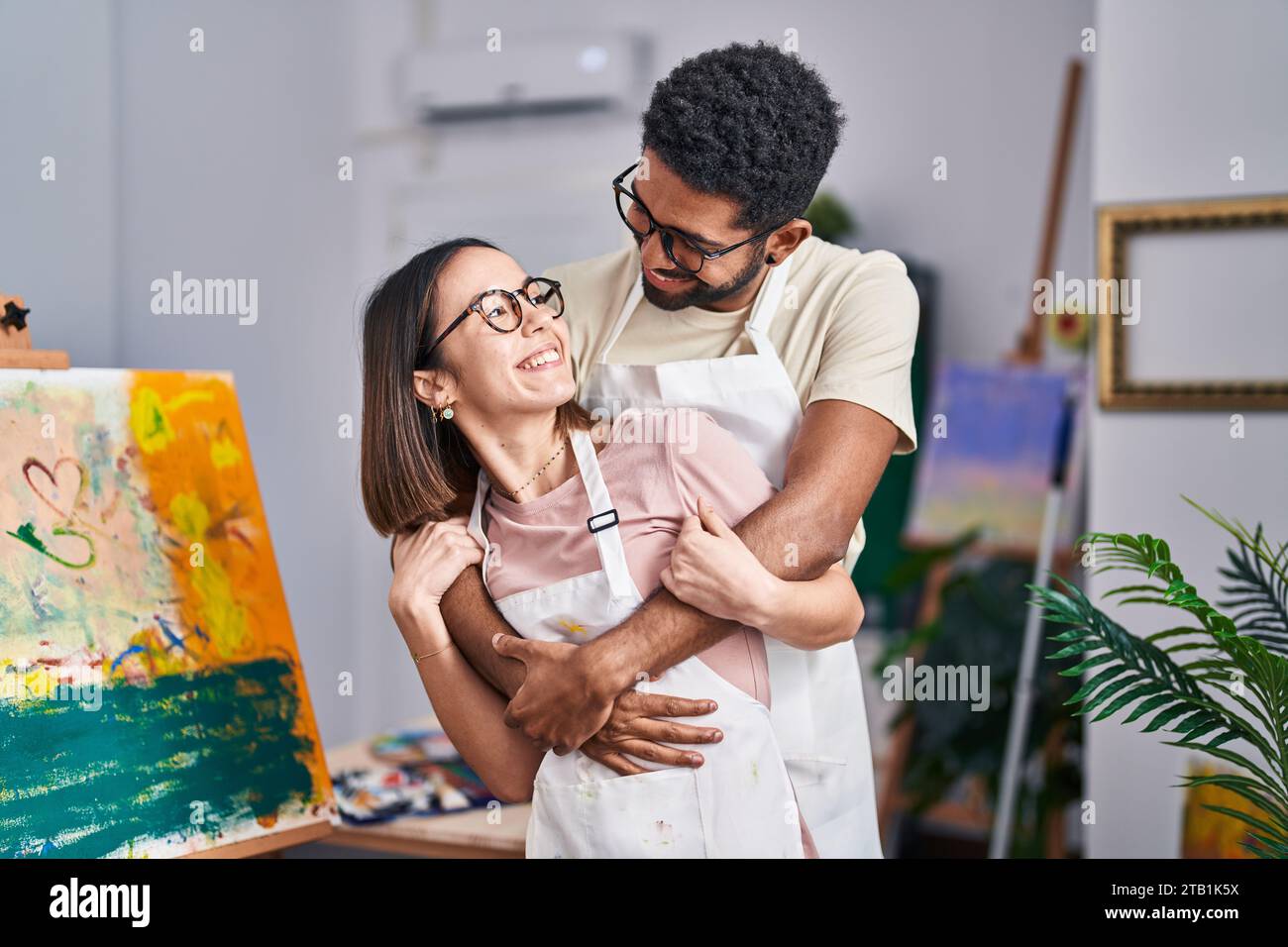 Two confident artists man woman hi-res stock photography and images - Alamy