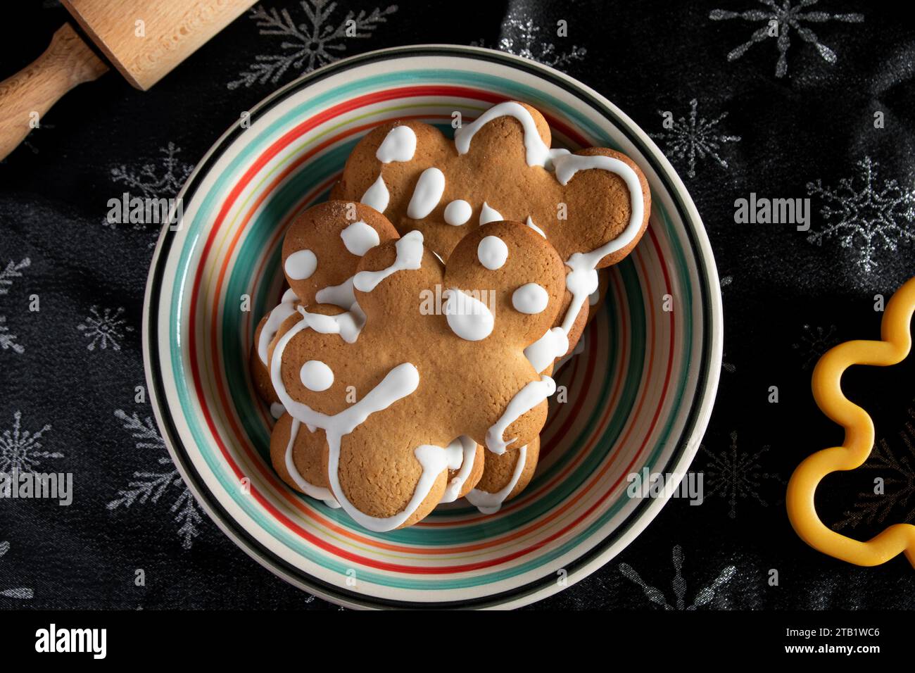Homemade gingerbread cookies Saint Nicholas Stock Photo - Alamy