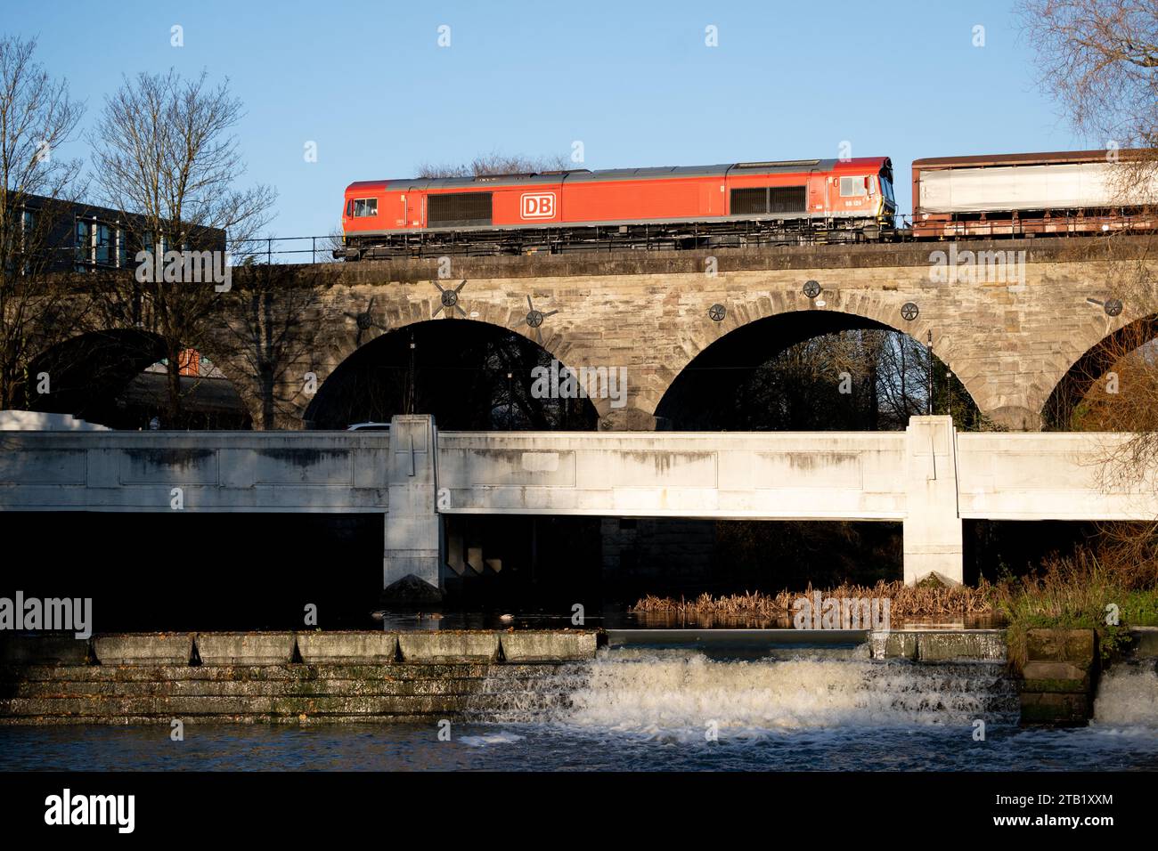 DB class 66 diesel locomotive No. 66124 pulling a freight train over ...