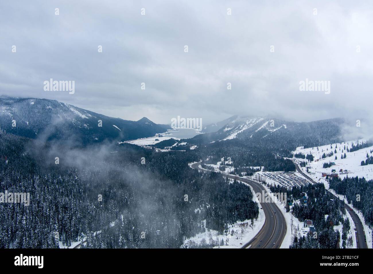 Snoqualmie ski hi-res stock photography and images - Alamy
