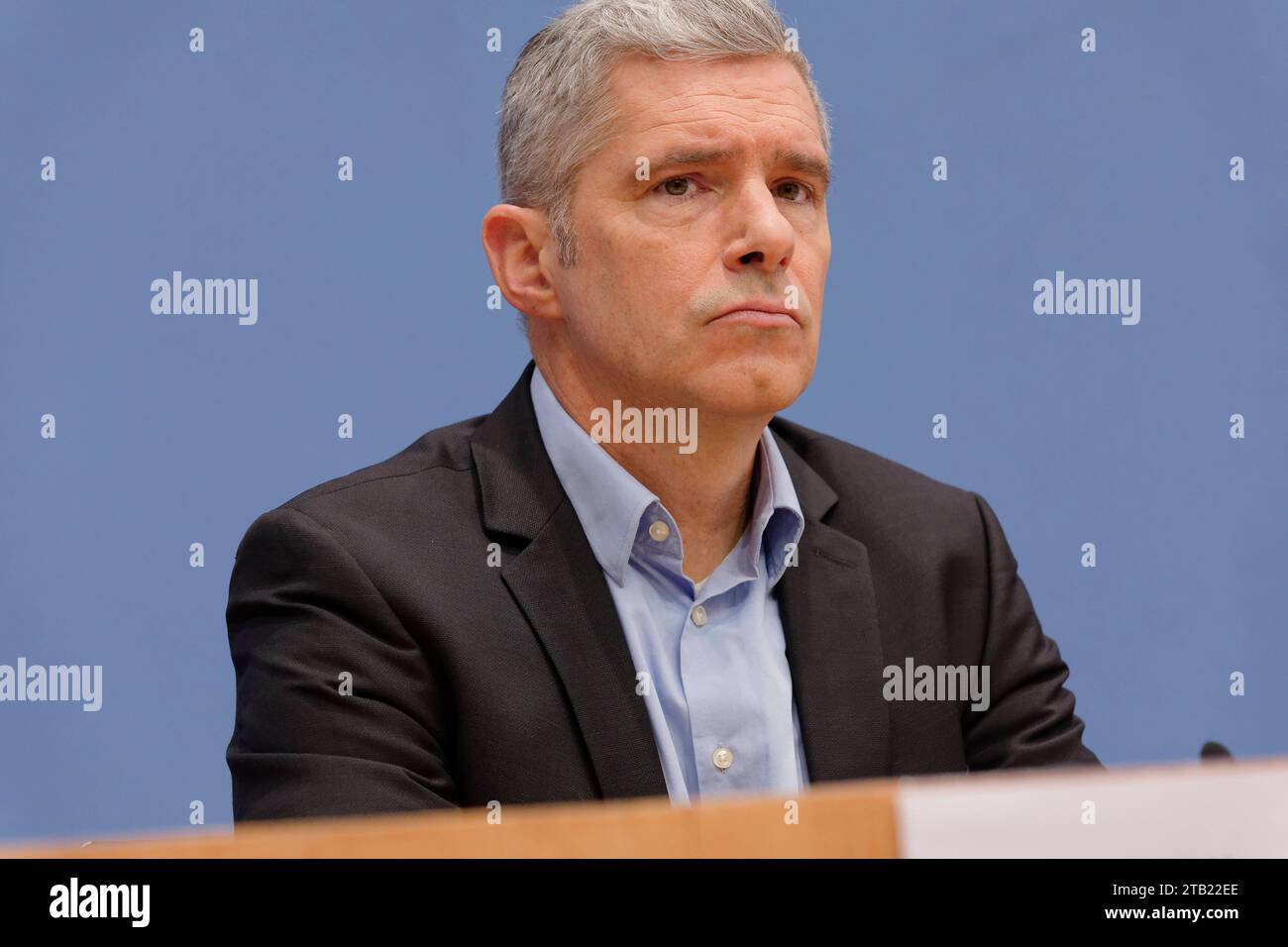 Dimr hi-res stock photography and images - Alamy