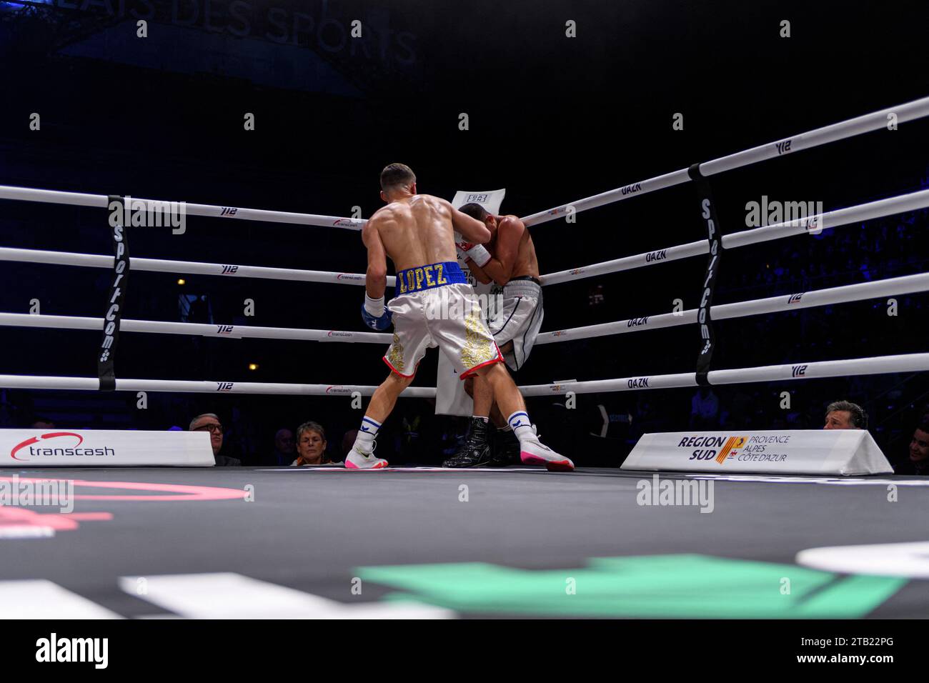 Marseille, France. 02nd Dec, 2023. France's Lorenzo Cucchiara Lopez (blue gloves, white knickers ...