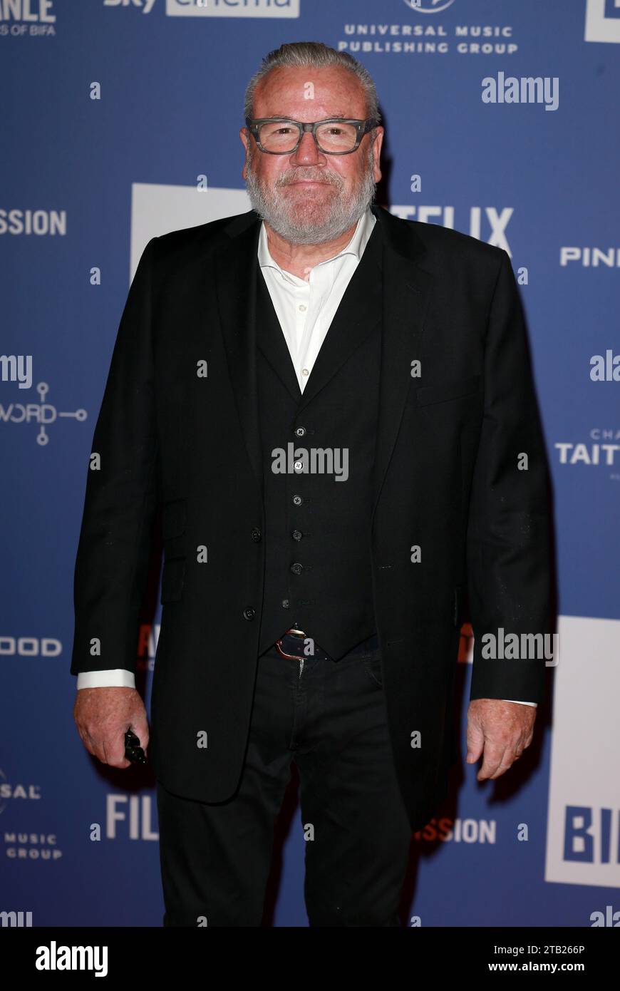 Ray winstone 2023 hi-res stock photography and images - Alamy