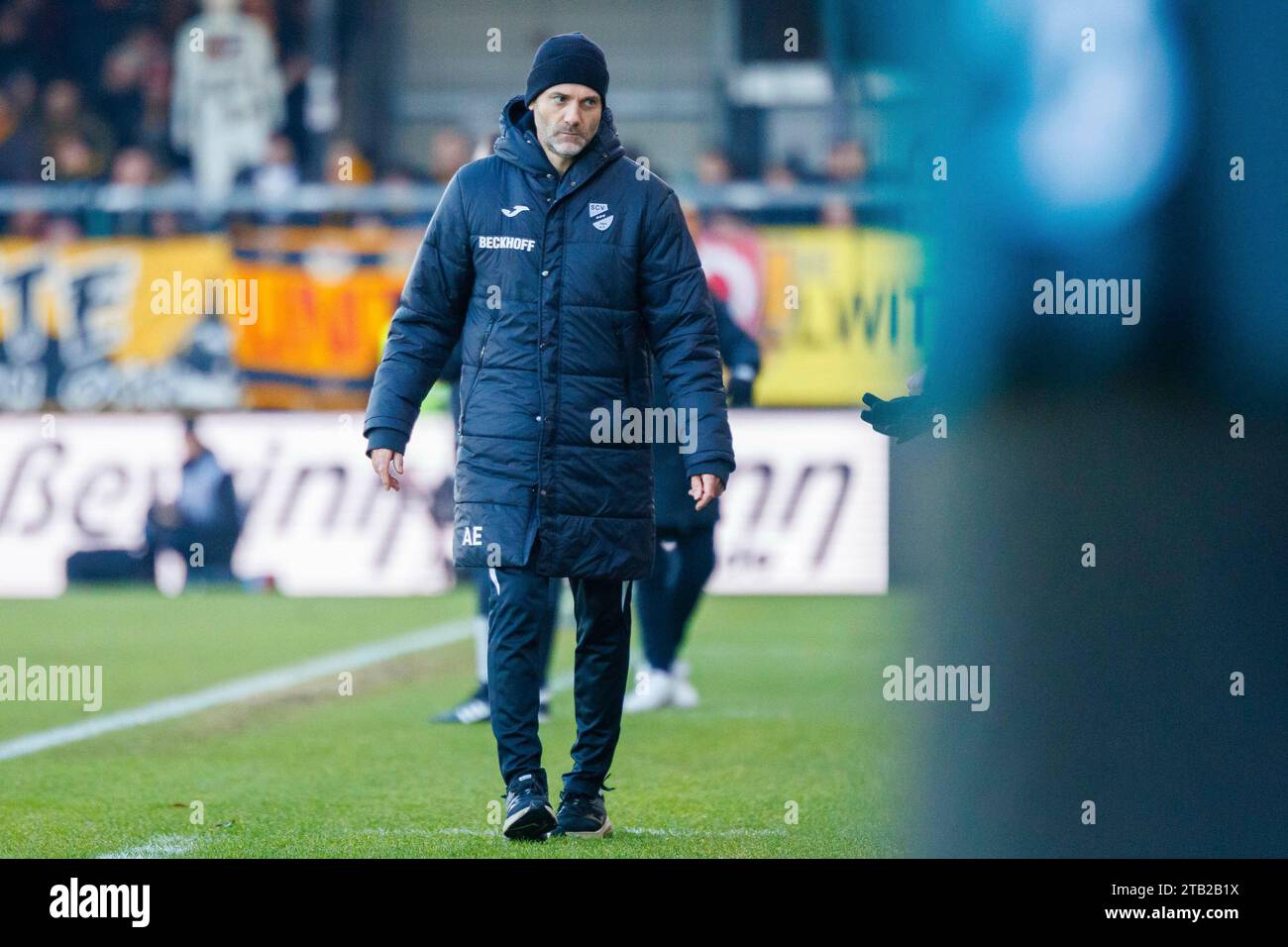 Trainer sc verl hi-res stock photography and images - Alamy