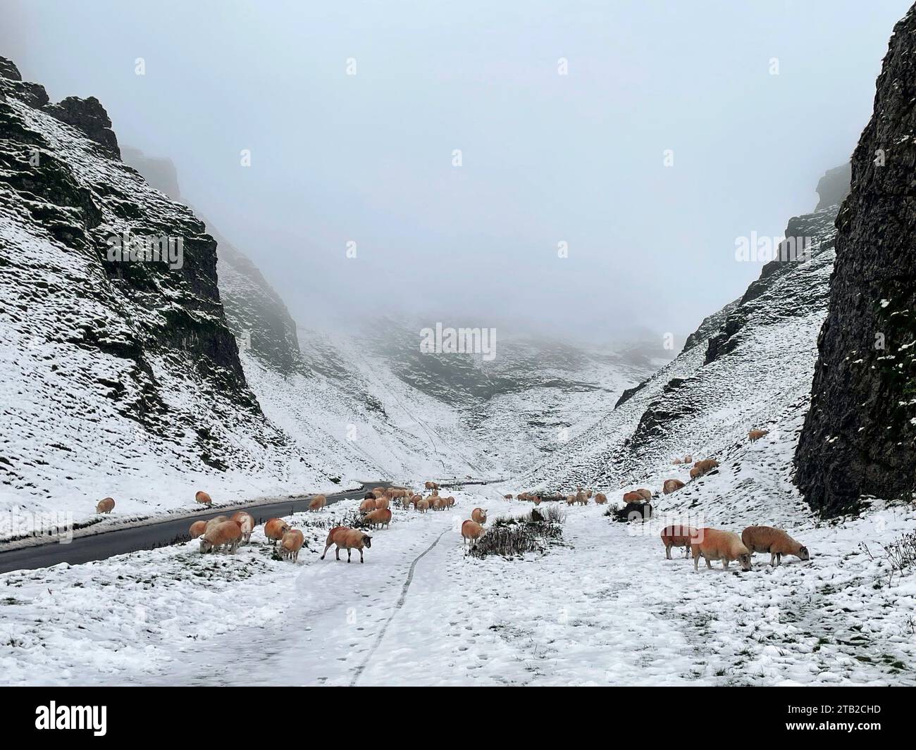 Snow in Winnats Pass, Castleton, Derbyshire. Drivers have been warned ...