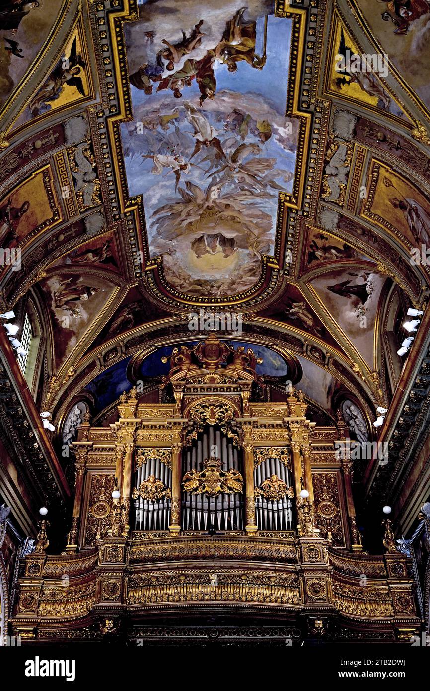 Pipe organ - Pontifical Shrine of the Blessed Virgin of the Rosary of ...