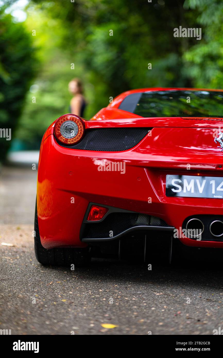 Super car red ferrari hi-res stock photography and images - Alamy