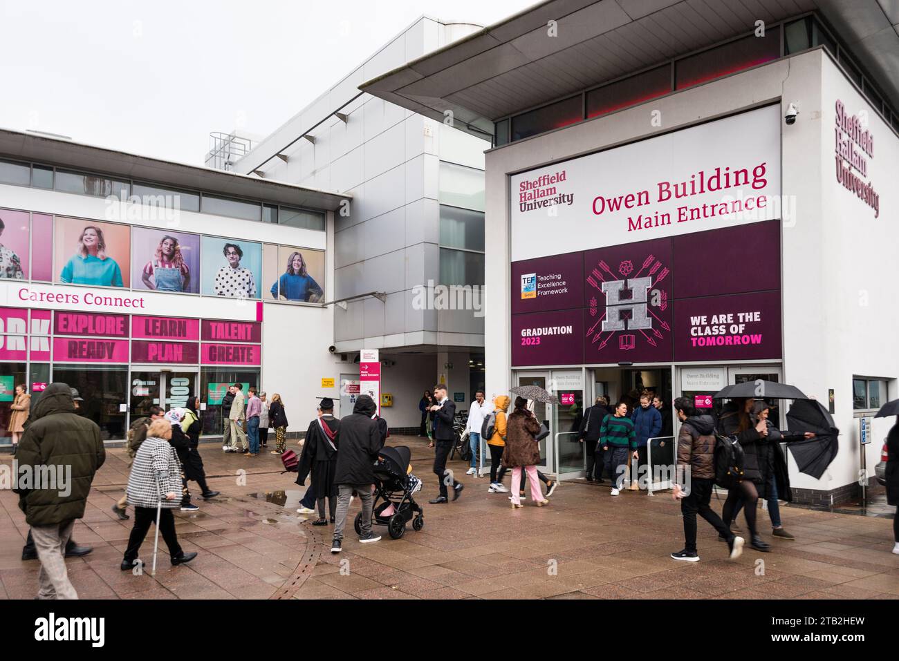 Sheffield Hallam University Owen Building, Yorkshire, UK Stock Photo ...
