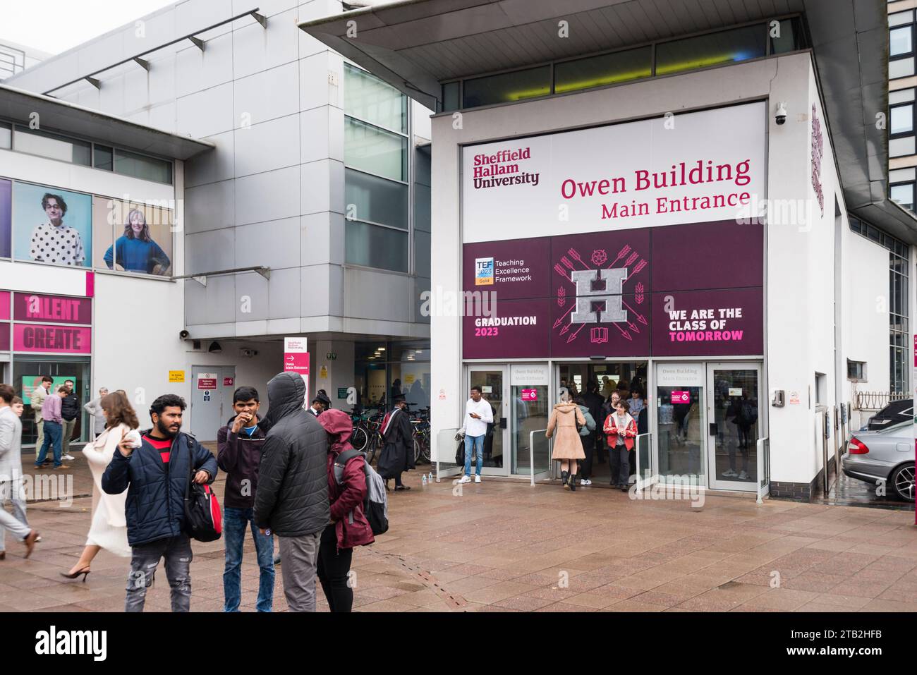Sheffield Hallam University Owen Building, Yorkshire, UK Stock Photo ...