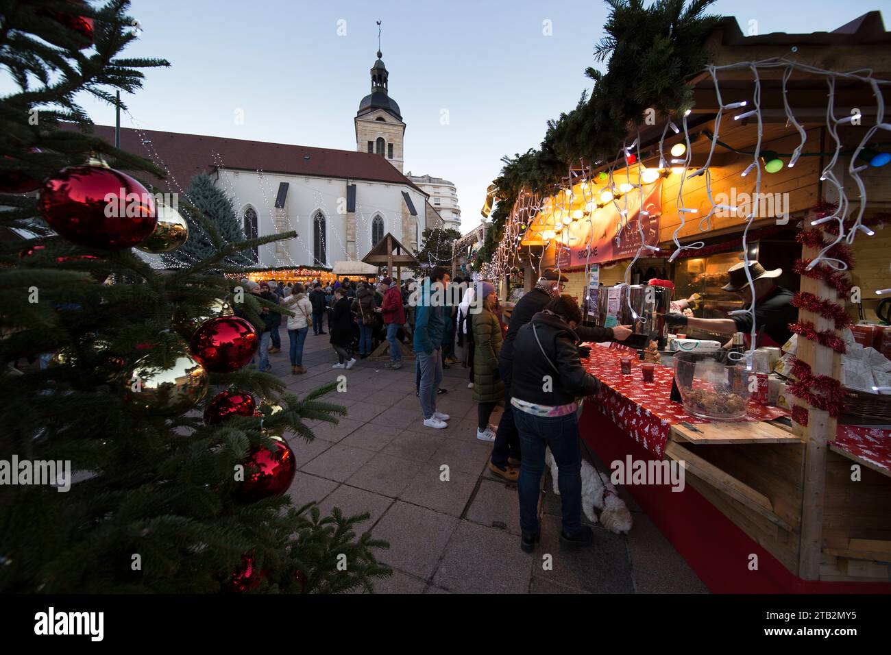 Annecy france christmas market hi-res stock photography and images - Alamy