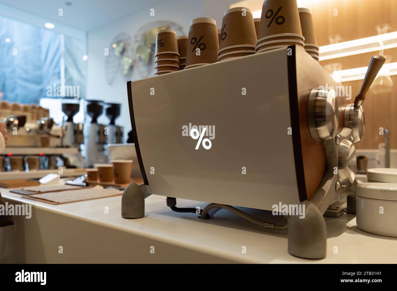 KYOTO, JAPAN - DEC 01, 2023 : Kyoto Arabica Cafe at Kiyomizu dera shrine area Stock Photo - Alamy