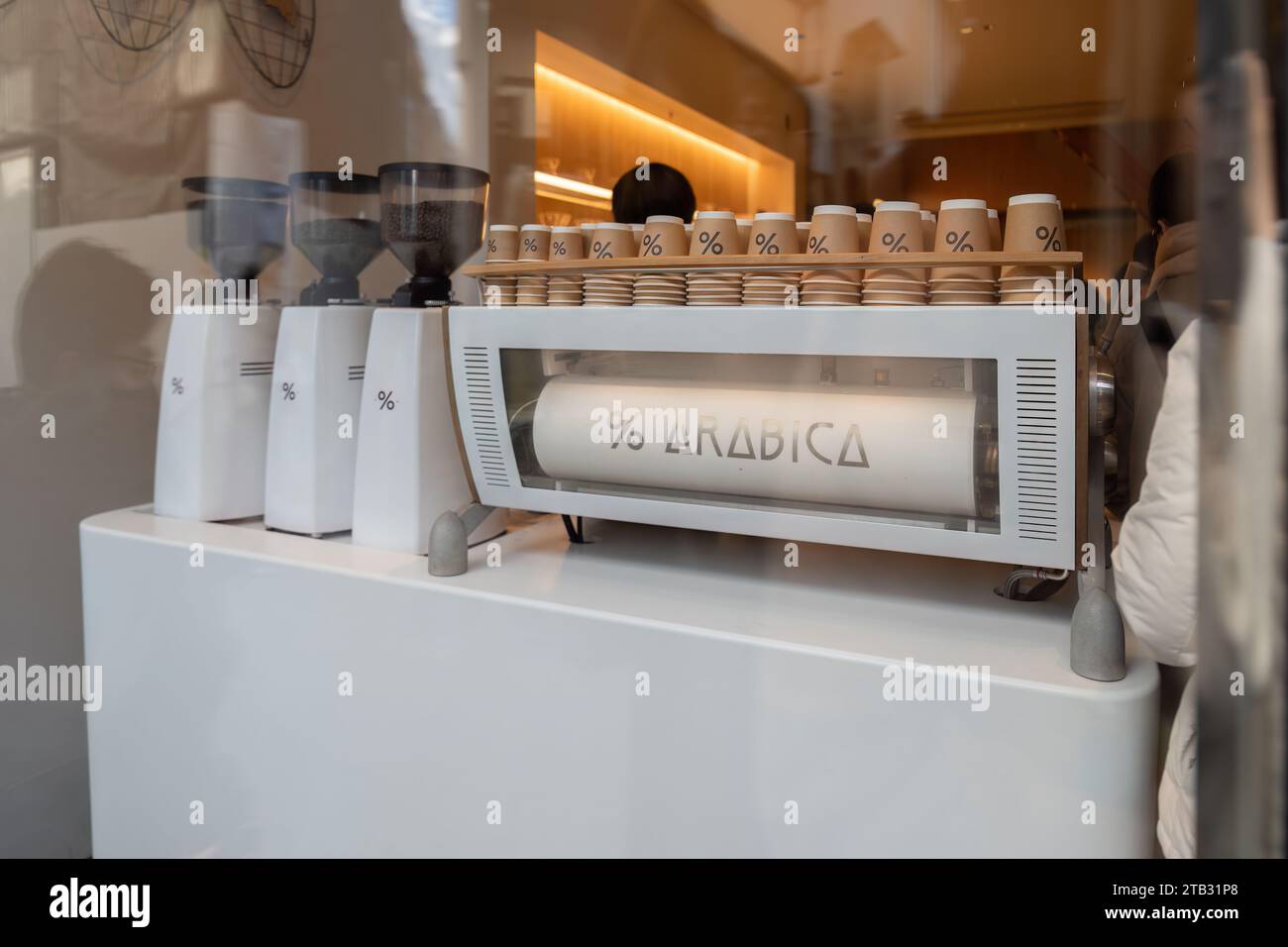 KYOTO, JAPAN - DEC 01, 2023 : Kyoto Arabica Cafe at Kiyomizu dera shrine area Stock Photo - Alamy