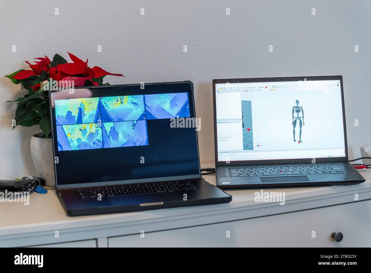 Using two monitors hi-res stock photography and images - Alamy