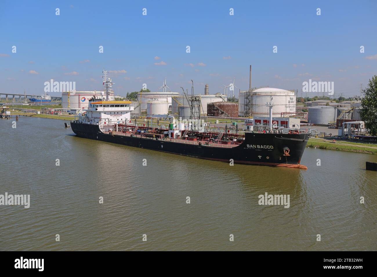 Total bitumen germany gmbh hi-res stock photography and images - Alamy