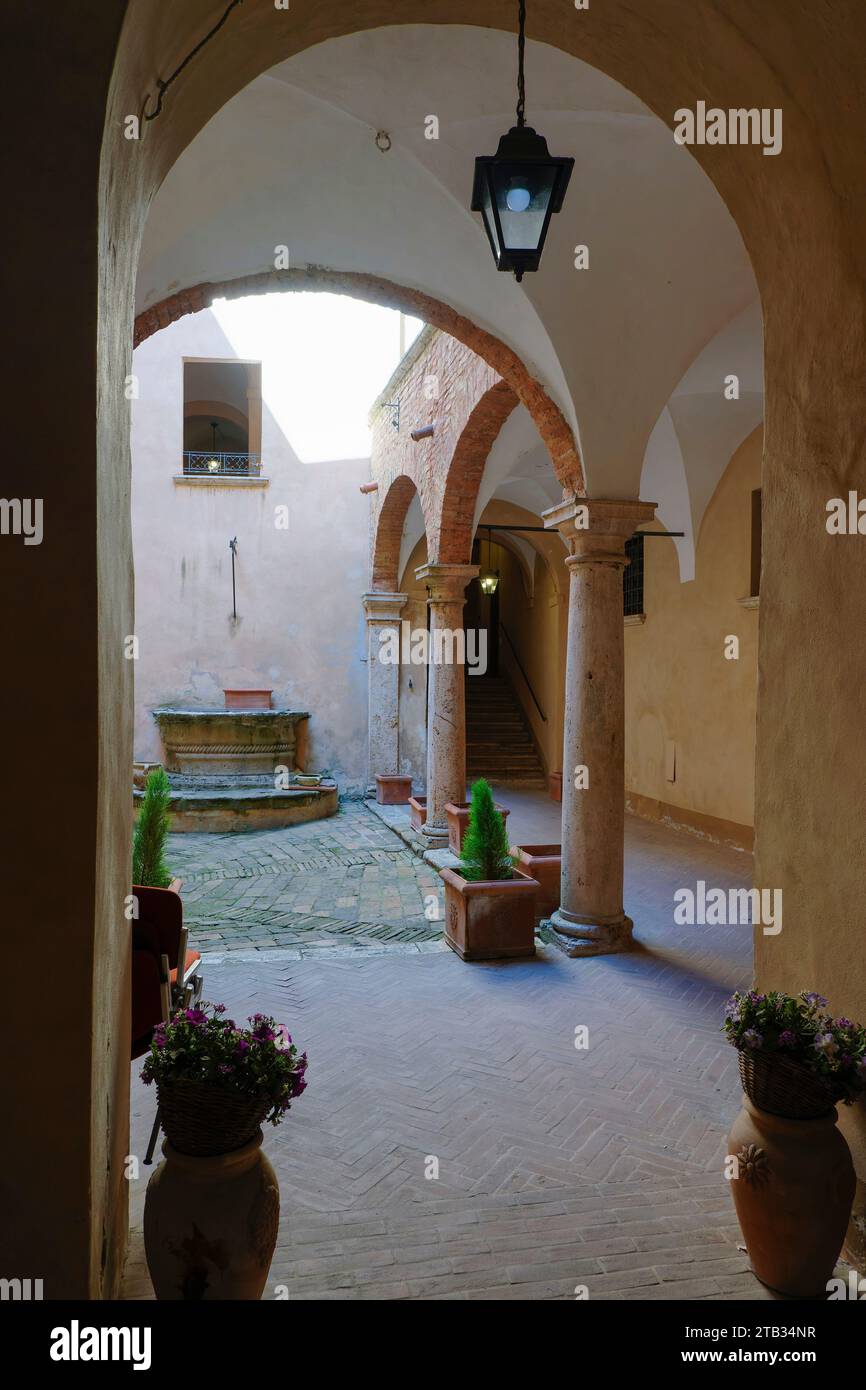 Tuscany hall hi-res stock photography and images - Alamy