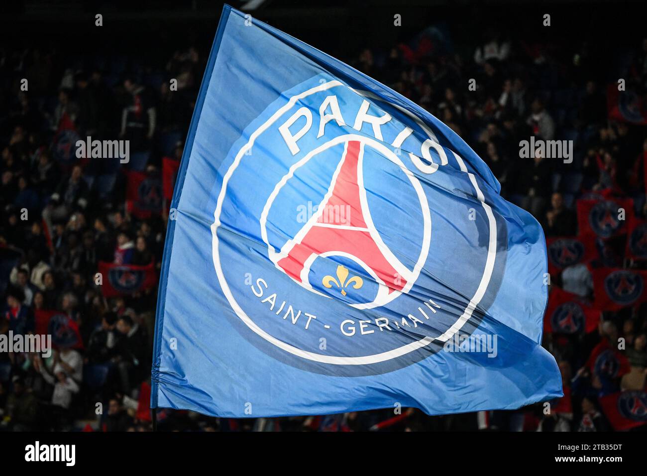 Drapeau paris 2024 hi-res stock photography and images - Alamy