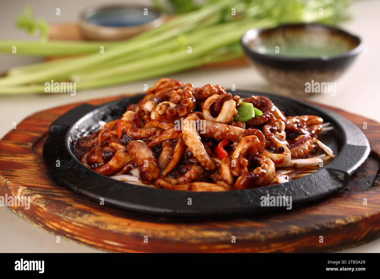 Crispy baby squid hi-res stock photography and images - Alamy