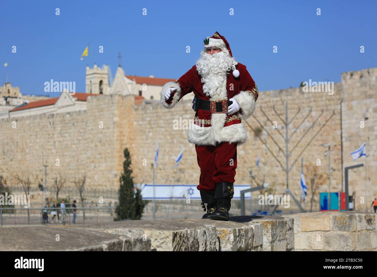 Jewish santa claus hi-res stock photography and images - Alamy