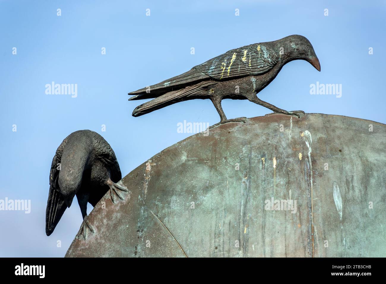 Crawley, November 29th 2023: Crows sculpture in the High Street Stock ...