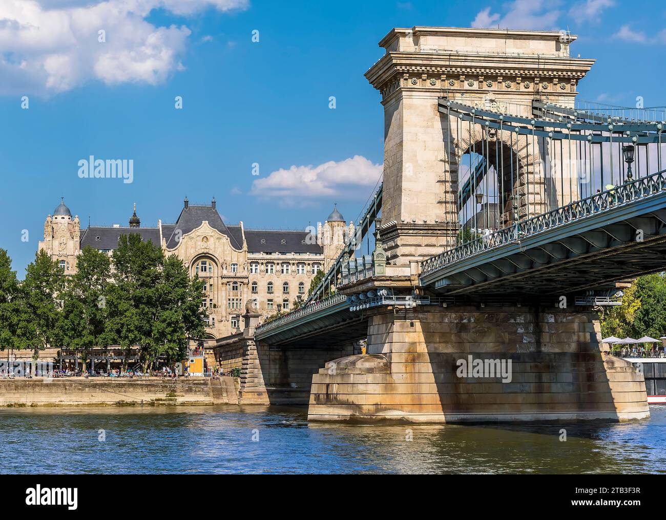 The Chain Bridge reaches the eastern shore of the River Danube in ...