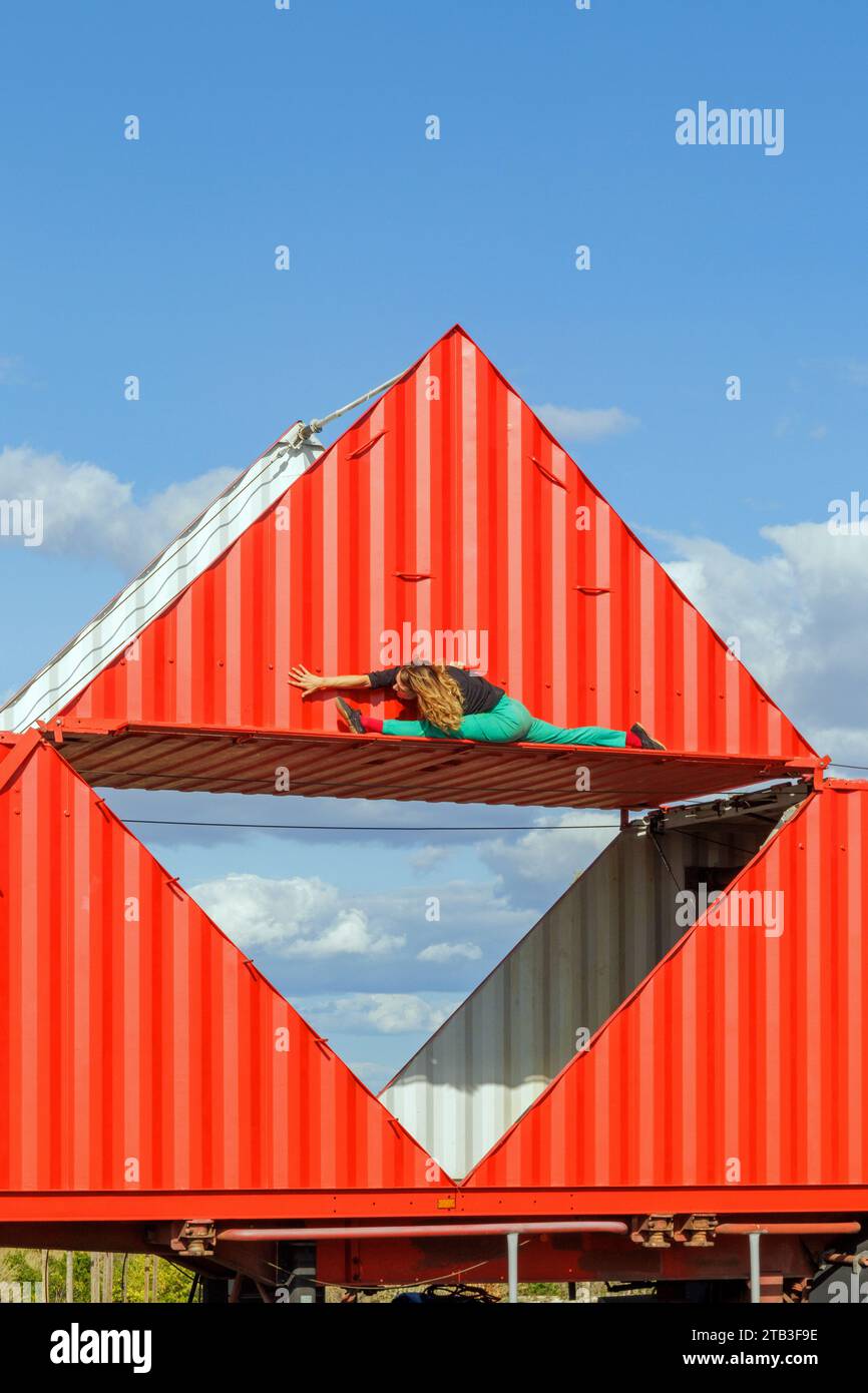 Origami. Dance show by the Furinkaï company. Dancer Justine Bernachon ...