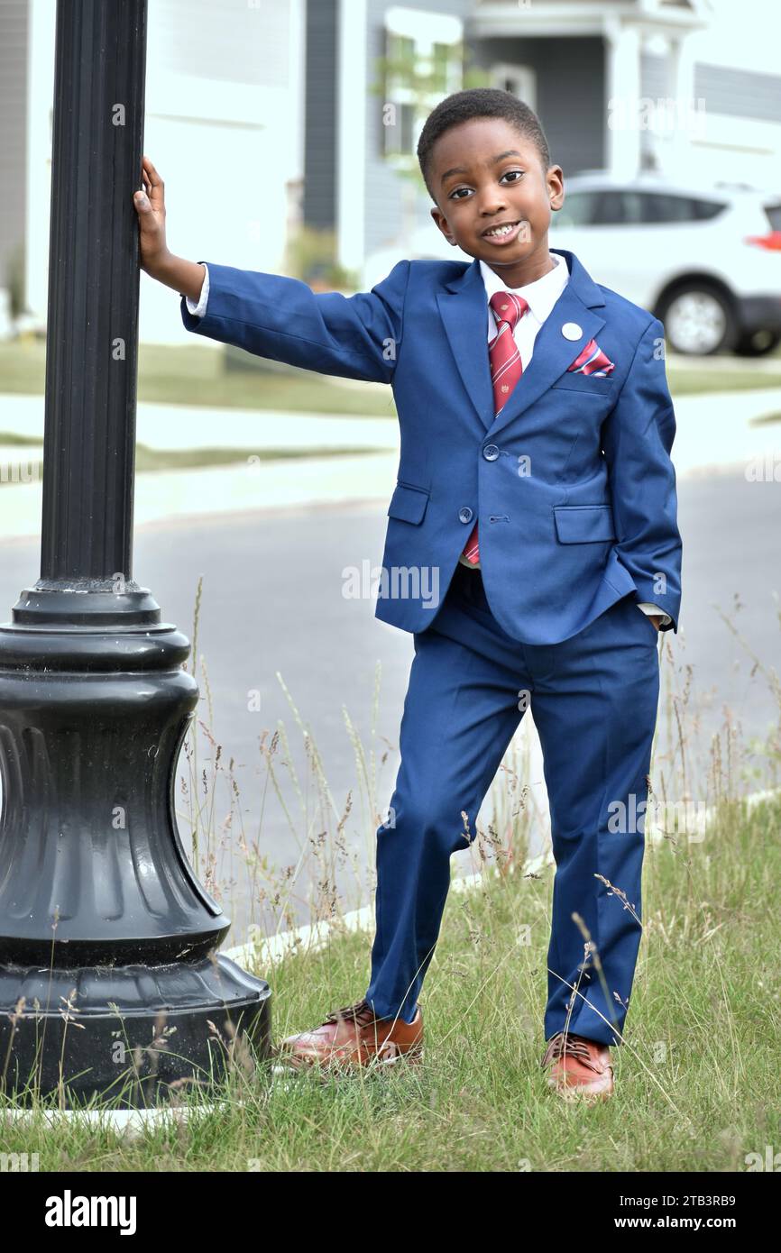 Boy in suit hi-res stock photography and images - Alamy