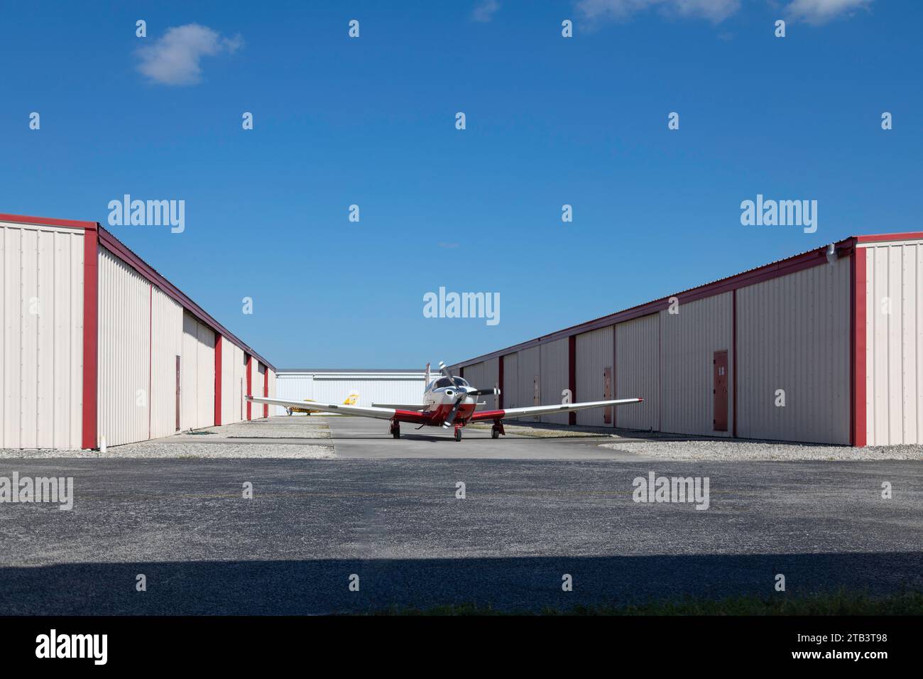 Small Single Engine Airplane moving in Front of a Hangar, Hollywood ...