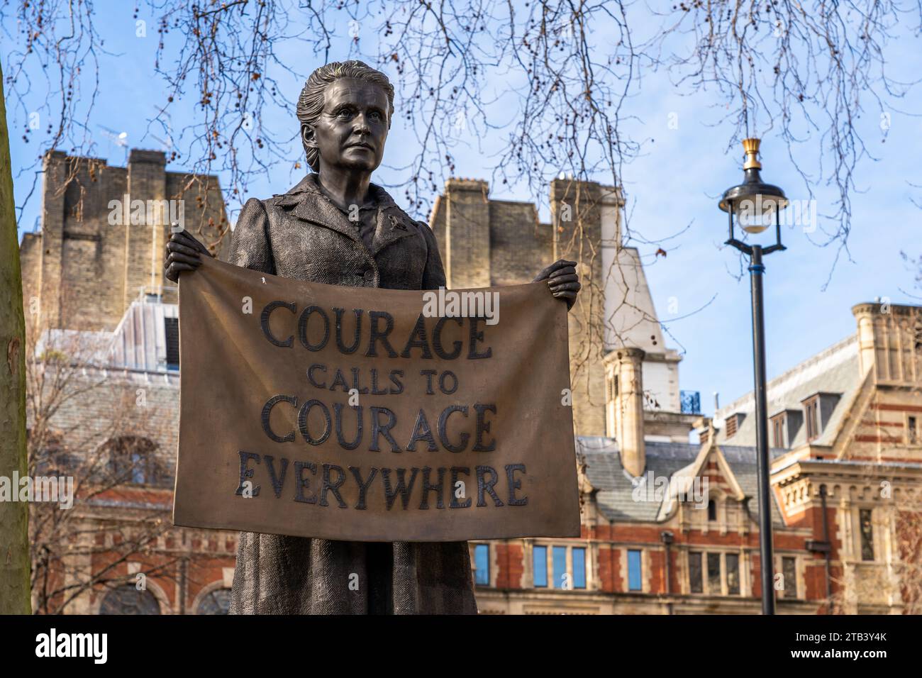 Statue of Millicent Fawcett in London, strong message about courage ...