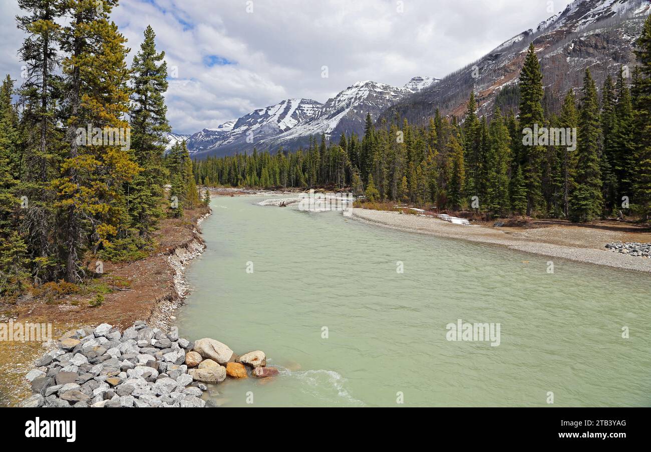 Kootenay river national park hi-res stock photography and images - Alamy