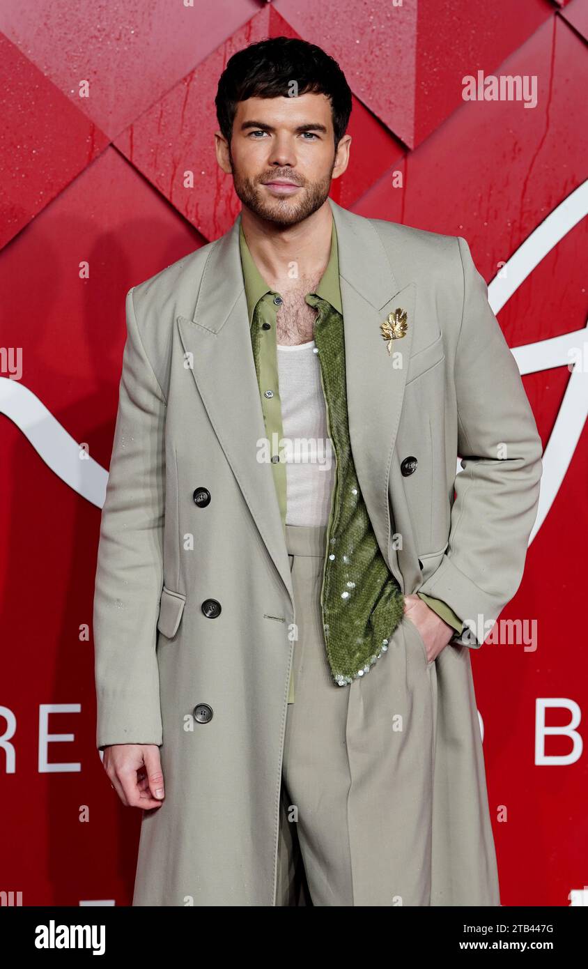 Luke Newton attending the Fashion Awards 2023 presented by Pandora held ...